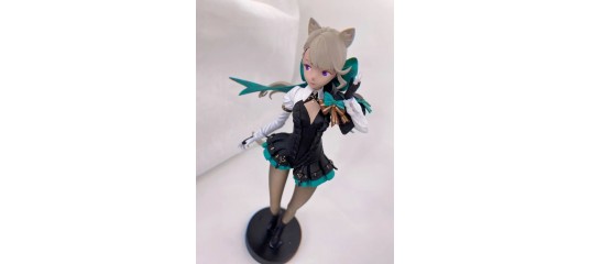 Lynette figure from Gensin Impact